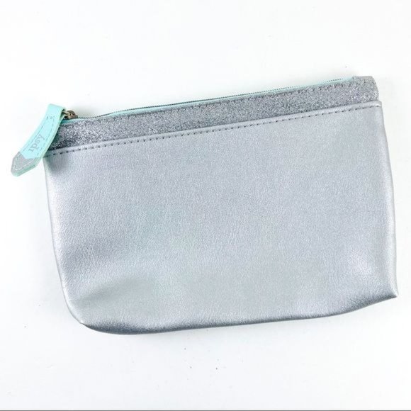 ipsy | Bags | Ipsy Makeup Bag Silver Light Blue Cosmetic Bag | Poshmark